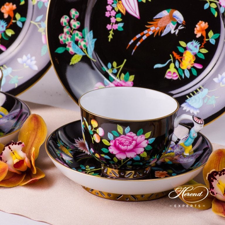 Basic Tea Set - Luxurious Butterfly on Black Background - Herend Experts