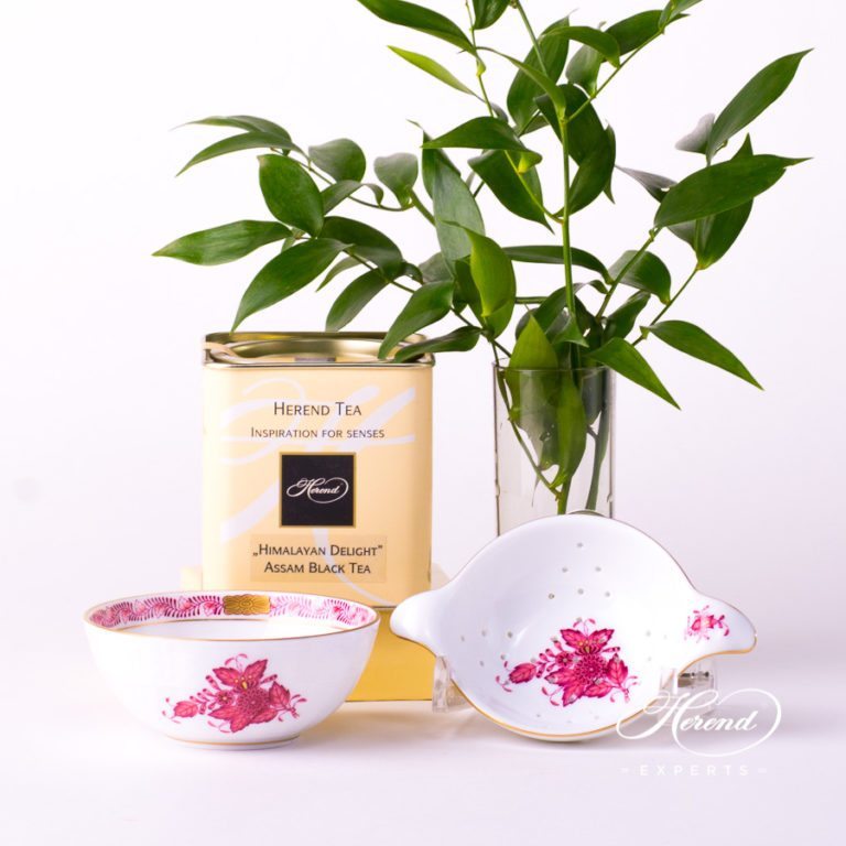 Tea Strainer w. Cup - Chinese Bouquet Raspberry / Apponyi Pink - Herend ...