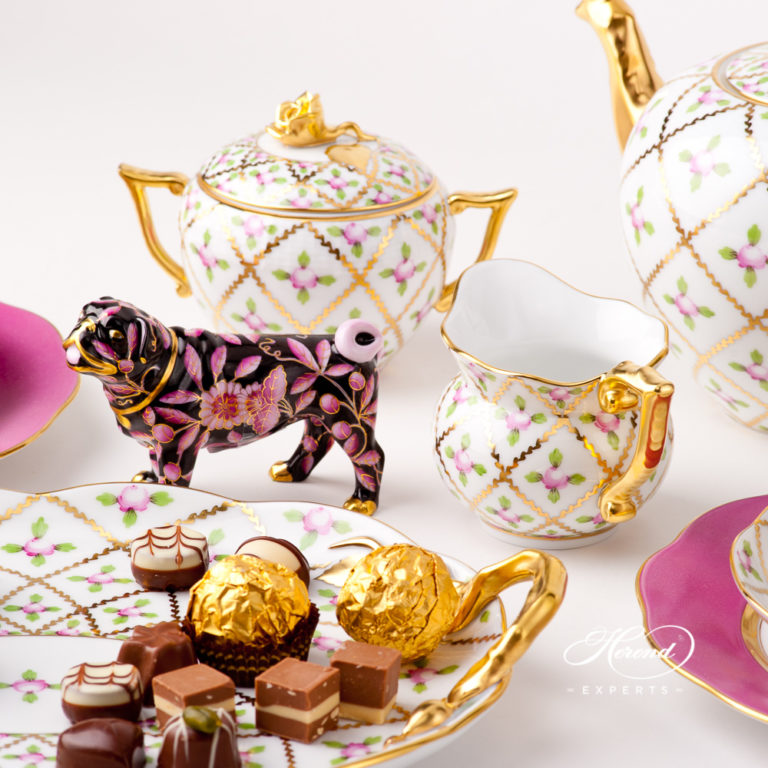 Tea Set w. Small Cake Plate for Two People - Sevres Roses - Herend Experts
